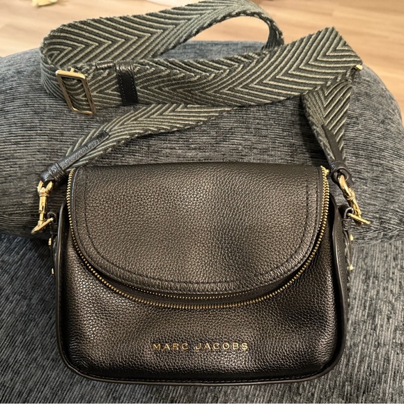 Marc Jacobs | Bags | Marc Jacobs Groove 2 Mini Messenger Bag | Poshmark